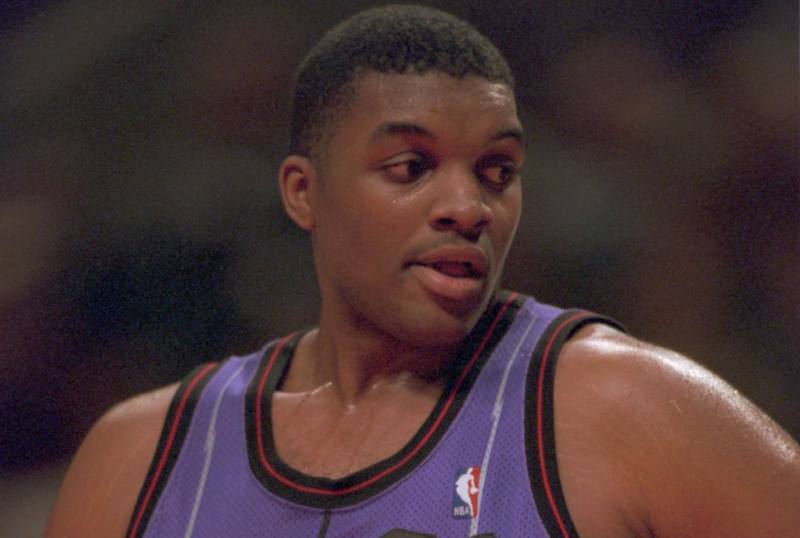 Oliver Miller, jogador mais pesado da NBA, morre aos 54 anos - Portal ...